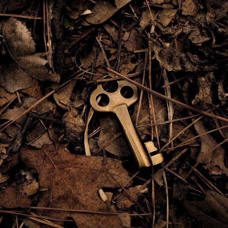 How to find your lucky key – Dr YURI VARLAN